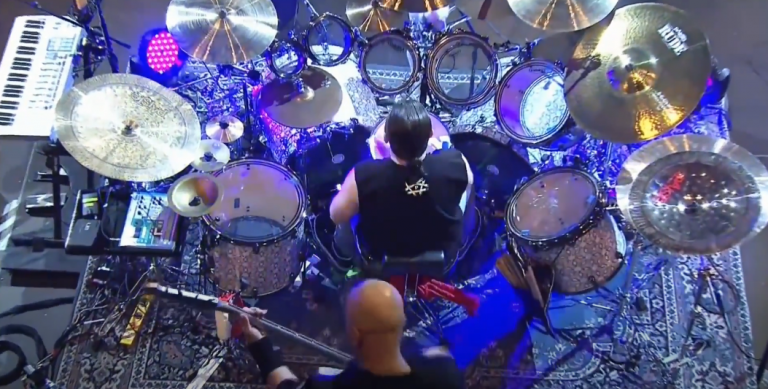 What is Metal Music? Everything You Need to Know - MetalMusicGuide